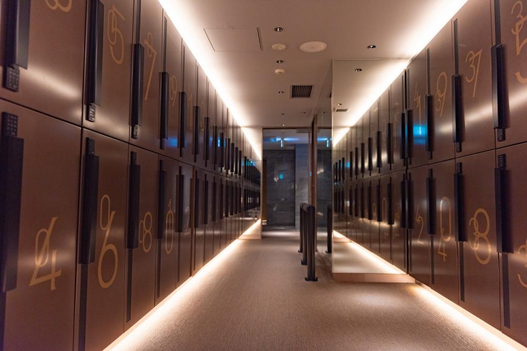 ReXeR Tokyo 南青山とは。痺れるほど美しいフィットネス空間を提供するレクサー。｜KENNY FITNESS