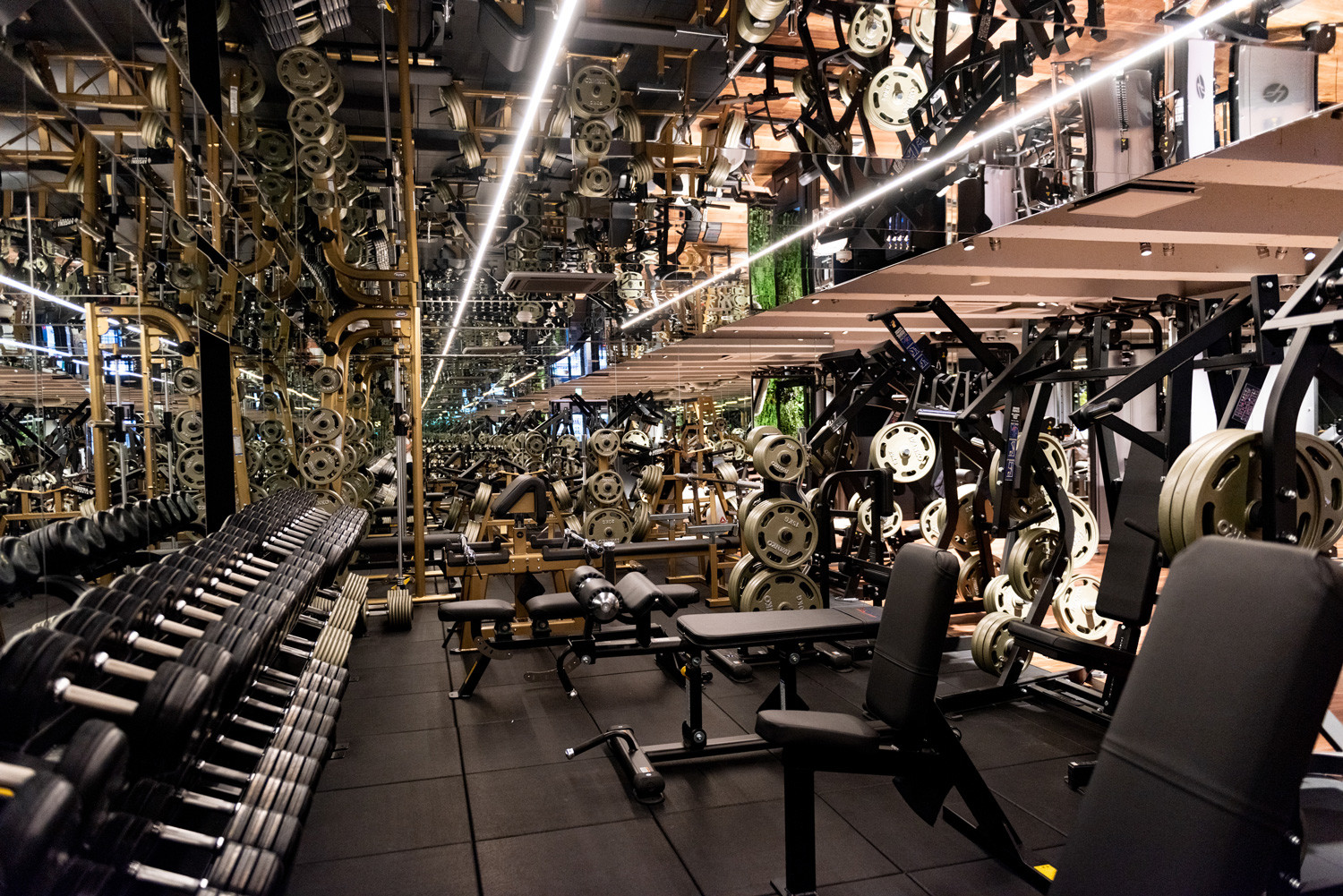 ReXeR Tokyo 南青山とは。痺れるほど美しいフィットネス空間を提供するレクサー。｜KENNY FITNESS