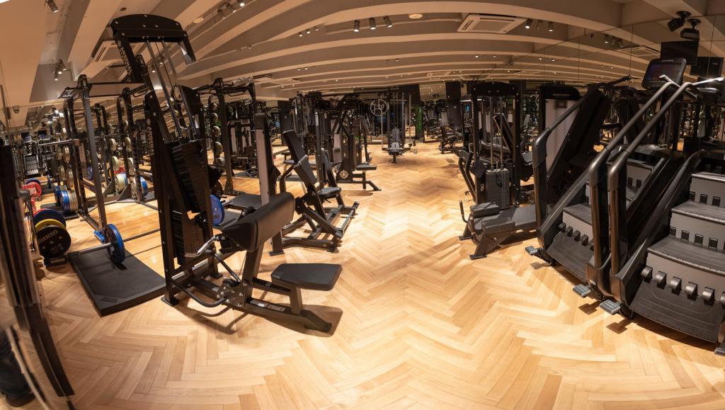 ReXeR Tokyo 南青山とは。痺れるほど美しいフィットネス空間を提供するレクサー。｜KENNY FITNESS